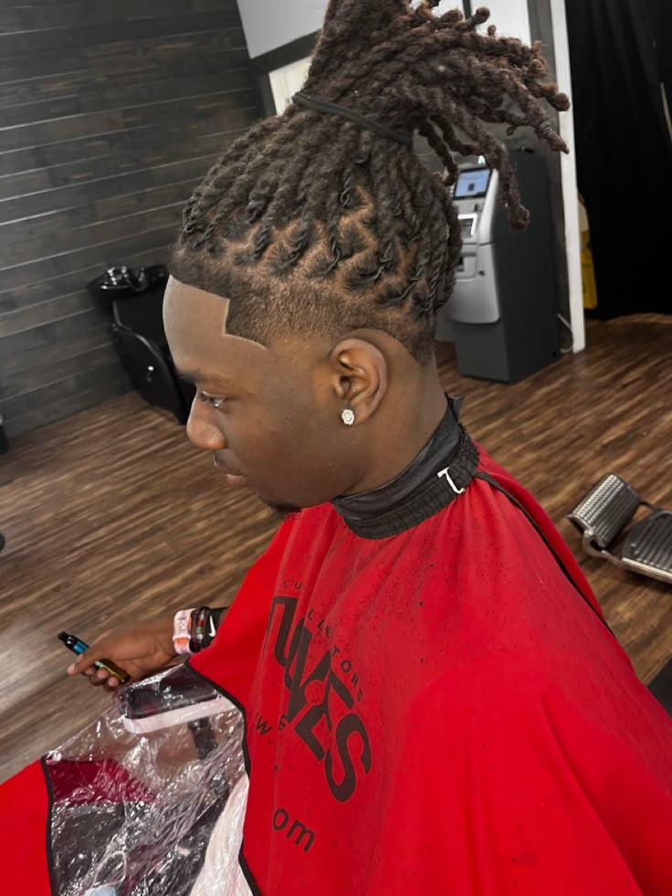 Top 10 Drop Fade Black Men Haircut Ideas for 2025 - BeastBeauty